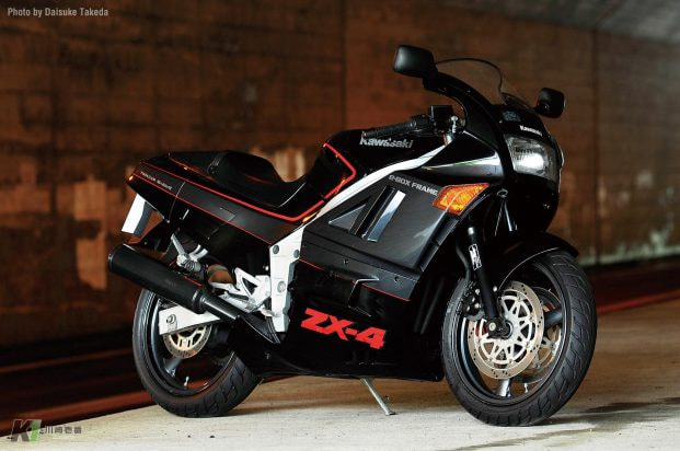 ZX-4 | カワサキ名車列伝 | カワサキイチバン