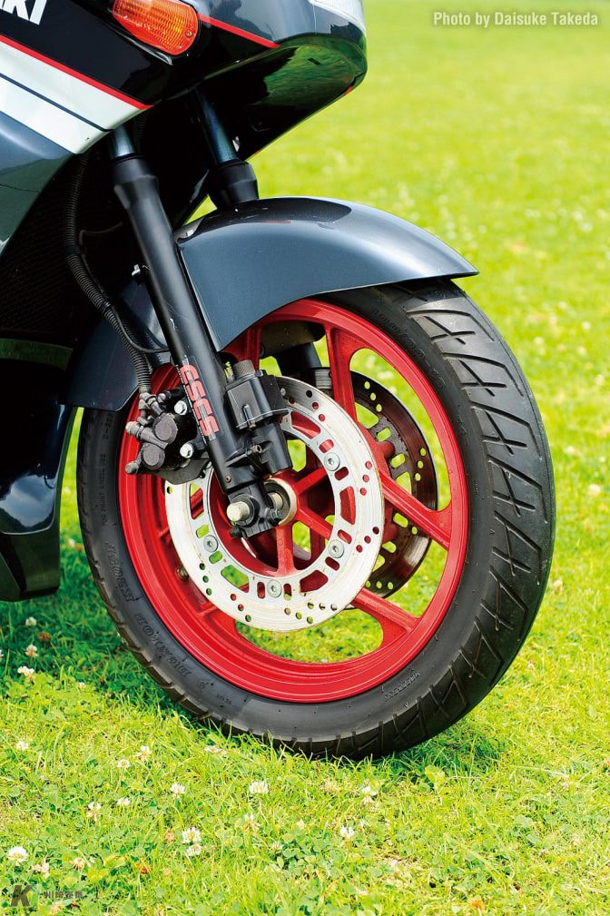 GPX400R | カワサキ名車列伝 | カワサキイチバン