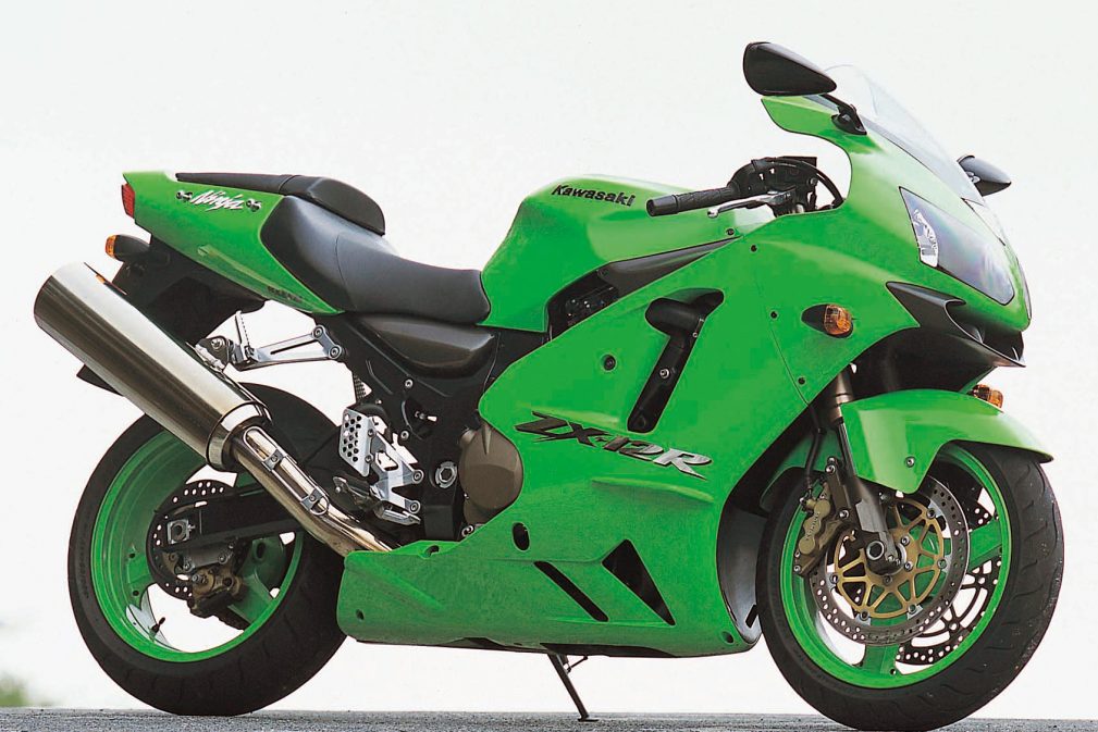 目指したのは世界最速という孤高の位／ZX-12R(B) | 試乗・車両解説 | カワサキイチバン