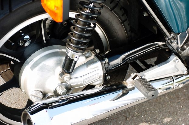 怒濤のごとくわき上がる、ねばり強いパワー感／Z1300 | 3ページ目 (3ページ中) | 試乗・車両解説 | カワサキイチバン