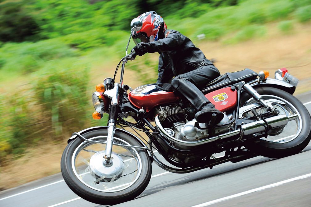 語り継がれる怒涛の鼓動感／650-W1スペシャル(W1S) | 試乗・車両解説 | カワサキイチバン