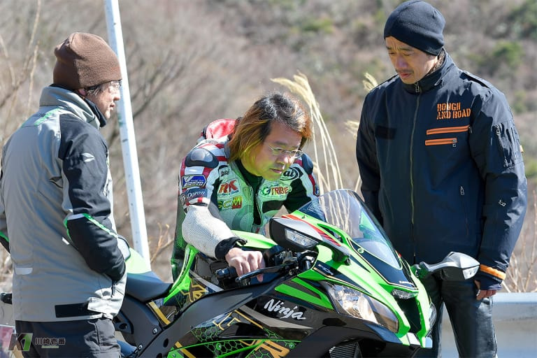 SHOWA BFF & BFRC-liteインプレッション。バランスフリー技術を採用した先進サスペンション | カワサキテクノロジー ...