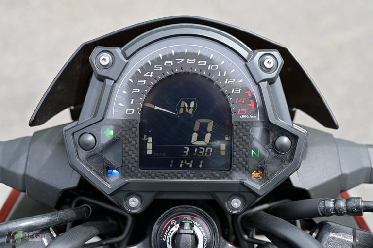 Z250（2019）を1,000km試乗。力強さと素直さを備えたスーパーネイキッド | 試乗・車両解説 | カワサキイチバン