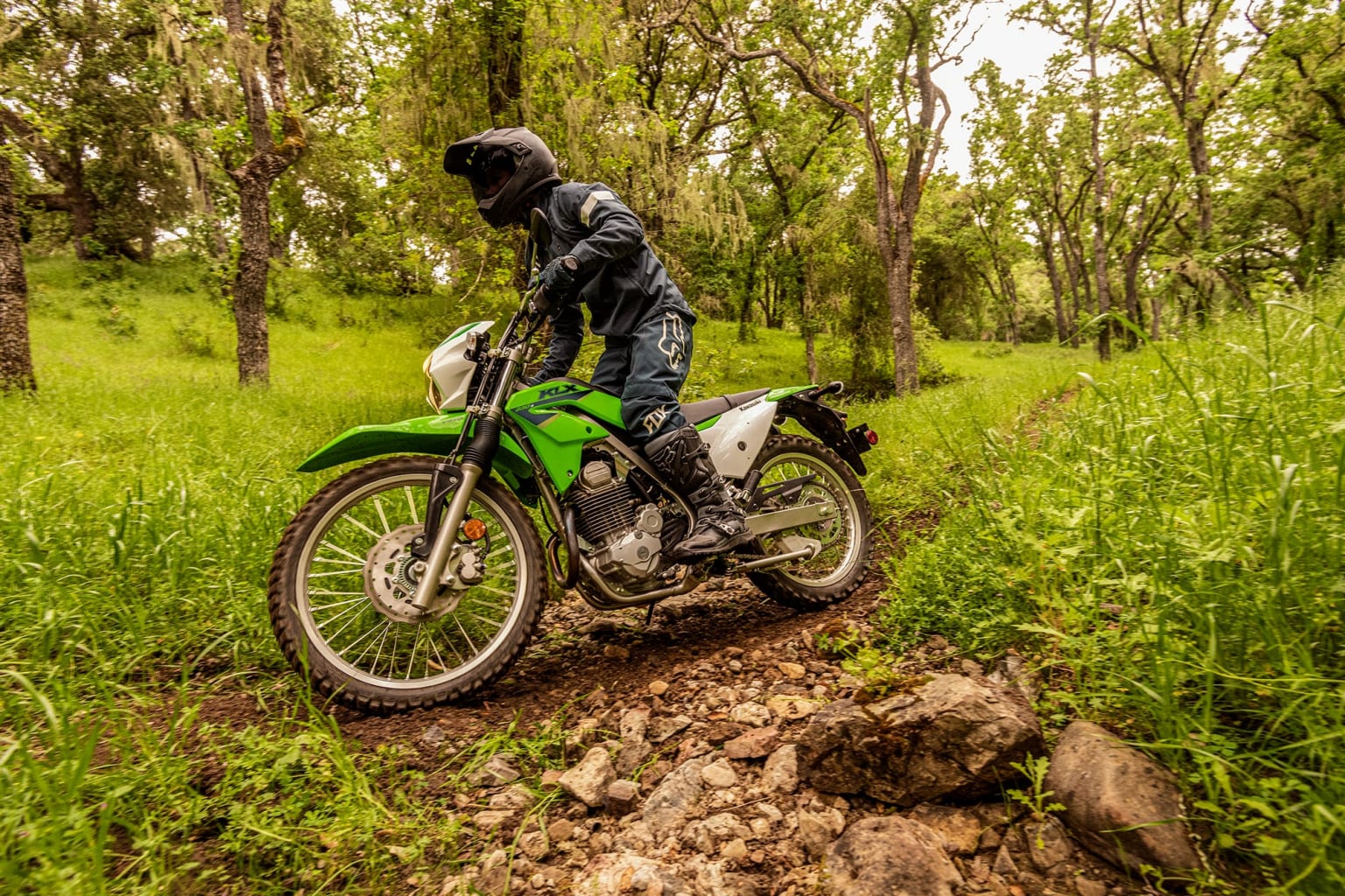 [KLX230 S]KLX230よりもコンパクトになったKLX230 Sが新登場。2月1日より発売を開始 | 新車 | カワサキイチバン